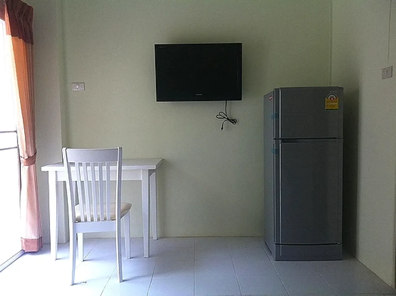 หอพัก อพาร์ทเม้นท์ หอพัก ม. บูรพา ใกล้บางแสน , ชลบุรี | NaYoo